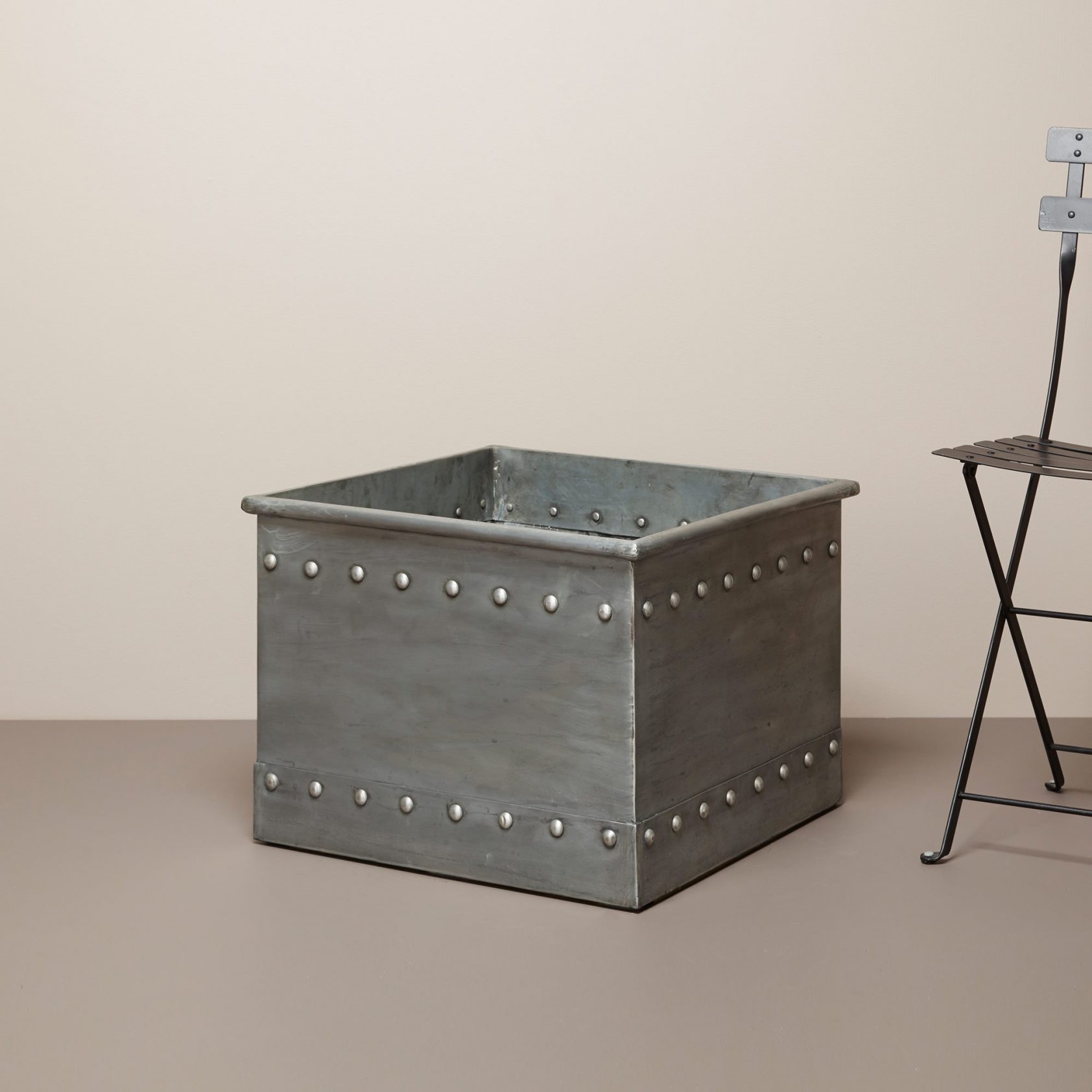 Riveted Box – Bronzino